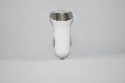 China High Current Lightning Cable Car Charger Short Protection For Driving Recorder for sale