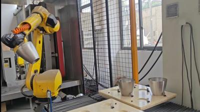 China Six Axis Robot Polishing Machine Automated for Metal Surface Treatment for sale