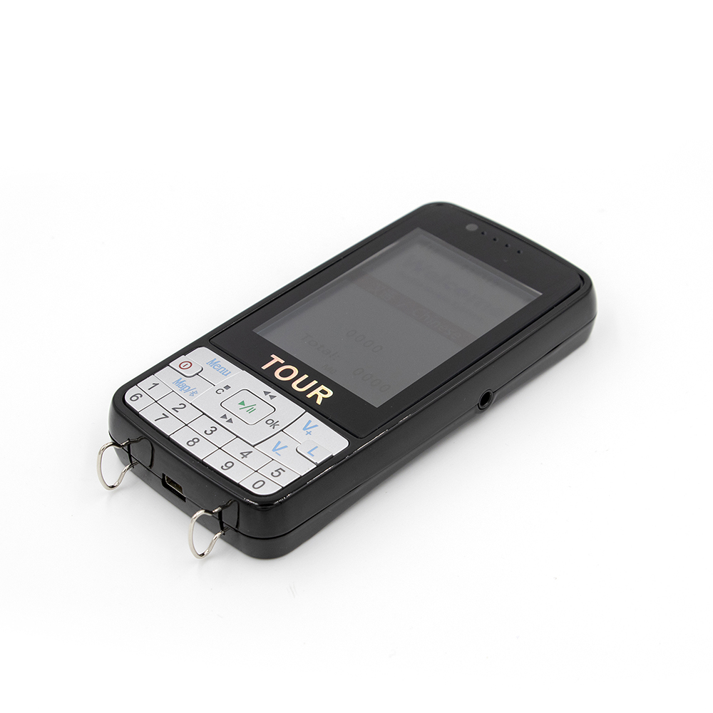 Enhance the atmosphere with the sound effects of the interpreter