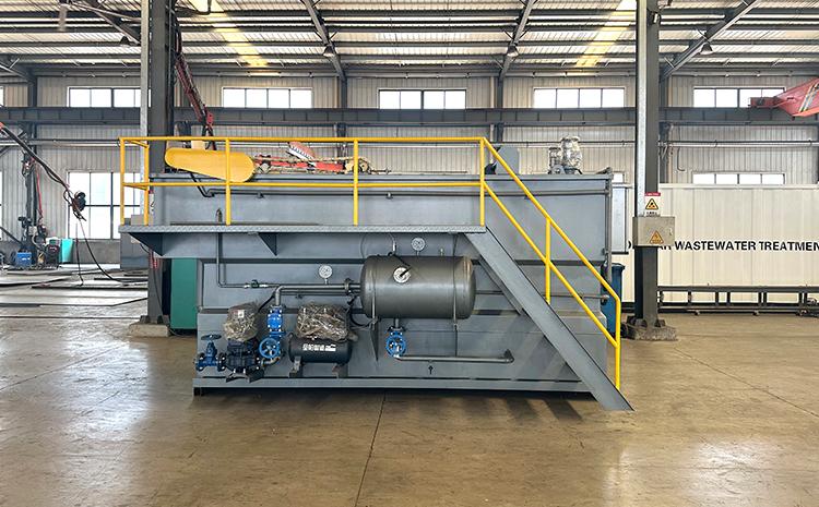 Dissolved air flotation system for food processing wastewater pretreatment