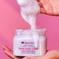 China Unscented Treehut Organic Exfoliating Body Scrub Exfoliator Shea Sugar Scrub Birthday Cake for sale