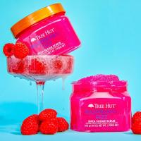 China OEM Organic Body Exfoliator For Dry Skin Tree Hut Raspberry Fizz Shea Sugar Scrub for sale