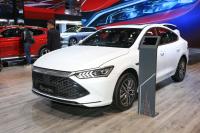 China Maximum Power 150-200Ps BYD Qin Plus Dm-I Hybrid Electric Vehicle Sedan Left Steering for sale