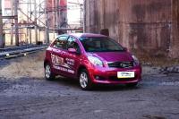 China Toyota Yaris 5 Door 5 Seaters Gasoline Hatchback with Sunroof and LED Headlights for sale