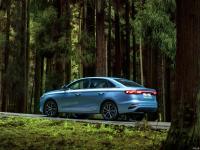 China Great Value Geely Emgrand Sedan with Macpherson Front Suspension and R16 Tire Size for sale