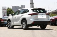 China Euro VI 2023 Crown Kluger HEV Twin Engine 2.5L 2WD Elite 7-Seater Hybrid Electric Vehicle Midsize SUV for sale