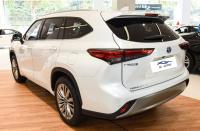 China 2023 Crown Kluger HEV Twin Engine 2.5L 2WD Exalted Version 7-Seater SUV with ABS Radar for sale