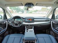 China ESC Geely Jiaji 2023 Left Hand Drive Cars High Grade Competitive 5 Door 6 Seat MPV Car for sale