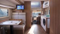 China Maxus V100 Dissel Campervan Curb Weight ≥2500kg Torque 375NM Your Key to Luxury Travel for sale
