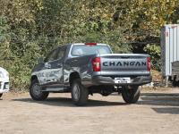 China Changan Hunter F70 5 Seats 4X4 Diesel Gasoline Electric Pickup with Automatic Gear Box for sale