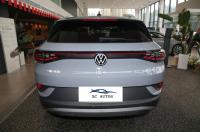 China Multi-function Steering Wheel ID.4 Crozz 2024 ver. PURE Compact SUV EV Car with 5 Seats for sale