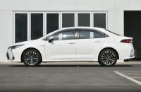 China 1.8L Intelligent Electric Hybrid Dubai Used Sedan Hybrid Corolla Cars 2023 Toyota Corolla for sale