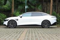 China 75 KWH Electric Car Zeekr 007 RWD High Speed Electric Vehicle with Front 4 Rear 4 Radar for sale