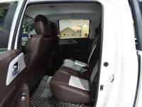 China 2023 Great Value JMC YUHU7 Petrol Gasoline Pickup Truck with R17 Tire Size for sale