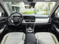 China Kia Seltos 2023 SUV with 7-Speed Wet Dual Clutch Gearbox and Torsion Beam Rear Suspension for sale