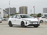 China 2023 Changan Yida Gdi Dct Flagship Model 5 Seat Sedan with 1.5T Engine and LED Camera for sale