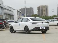 China 2023 Changan Yida Gdi Dct Flagship Model 5 Seat Sedan with 1.5T Engine and LED Camera for sale