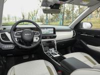 China 2022 Kia Seltos 2023 5 Seat Gasoline SUV Seltos Accessories with 4385x1800x1650MM Size for sale