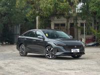 China Changan 2023 Reaton Plus 1.5t Gasoline Sedan Dct 7 DCT Front Disc Rear Disc Compact Car for sale