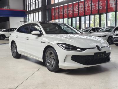 China Used Gasoline Car Volkswagen Lamando 2024 L 200TSI DSG Chaola Edition Wide Body Coupe for sale