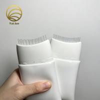 China 100ml 150ml PE Squeeze Tube Scalp Hair Comb Applicator Bottle for Hair Growth Serum Scalp Massage Treatment Packaging for sale