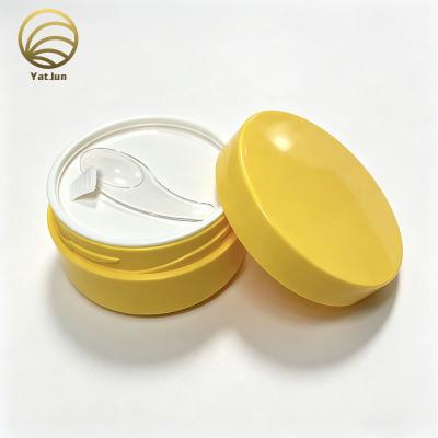 China 30g PP Round Cosmetic Cream Jar with Spoon for face cream, Sleeping Mask for sale