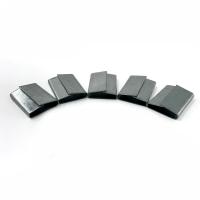 China Closed Lock Poly Metal Steel Strapping Seals Packaging Buckle 32mm 0.9mm Thickness for sale
