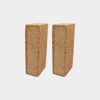 China Thin Fireclay Brick Round Curved Kiln Refractory Brick Clay Fire Bricks With 30-50% Al2O3 For Cement Industry for sale