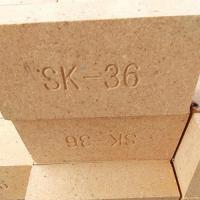China Yellow Refractory Fire Clay Brick 30-48% Alumina For Glass Furnace for sale