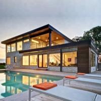 China Modern Prefabricated Light Steel Villa 5460x3640mm with 2.0mm Frame and 8-Grade Earthquake Resistance for sale
