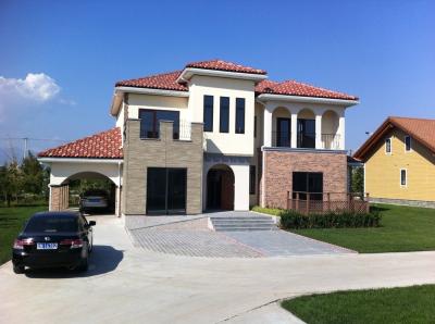 China Modern Prefab Light Steel Villa 5460x3640x2850mm with CE ISO Certification, 8 Grade Earthquake Resistance for sale