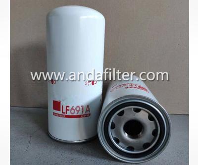 China High Quality Oil Filter For Fleetguard LF691A for sale
