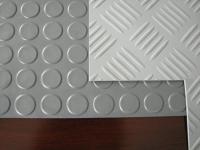 China 1-1.5m Width Round Button Industrial Rubber Sheet with Impression Fabric Bottom for Anti-slip Flooring for sale