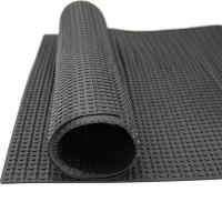 China Industrial Use Anti Slip Floor Mat with Round Button Surface and 3mm Thickness for Oil Resistance for sale