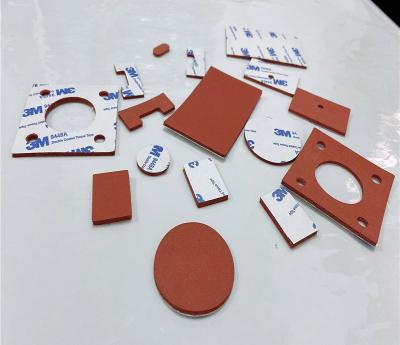 China 10-40 Shore A Silicone Foam Gasket Tape 200psi Tensile Strength for sale