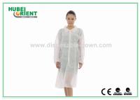 China Disposable Protective Nonwoven Lab Coat With Snap Closure for sale