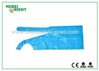 China Oil Prevention PE Single Use Apron With Smooth Surface for sale