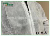 China Zip Closure Disposable Medical Use Lab Coat/Visitor Coat In Laboratory for sale