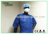 China Breathable Polypropylene Disposable Patient Gown 45g/m2 For Operation Room for sale