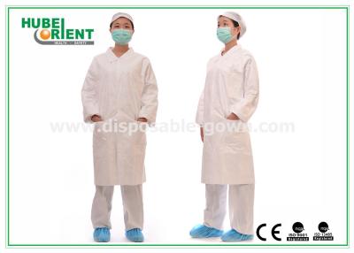China White Tyvek Disposable Lab Coat/Protective Disposable Lab Coat Breathable for sale