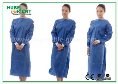 China No Excitant Surgical PP Disposable Isolation Gowns With Knitted Wrist for sale