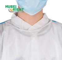 China Excellent Resistance Hospital PP PE Disposable Isolation Gown With Seam Tape for sale