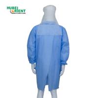 China Blue / White PP / SMS / Microporous / Tyvek Disposable Lab Coat With Snaps Closure for sale