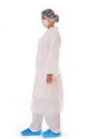 China Waterproof Disposable PE Visitor Coat Set With ISO9001 Certified for sale
