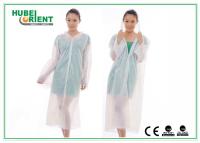 China Embossed 0.017mm Thick Polyethylene Disposable White Lab Coat for sale