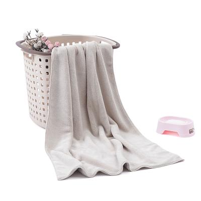 China Large Super Absorption Soft Quick Dry Microfiber Bath Towels SPA Hotel Use For Girls for sale