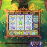 China Super Circus Magician Coin Pusher Game Machine 194x80x229cm 120W Customizable Amusement Equipment for sale