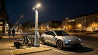 China Smart Lighting Smart Street Light Pole Environmental Monitoring Smart Lighting Poles Customizable for sale