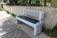 China Bus Station Smart Solar Benches Intelligent Positioning Intelligent Bench With Smart Positioning for sale