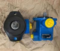 China Vickers 586405-4, V10-1P7P-38D20 HOT SALE Vickers V10/V20/V2010/V2020 Single And Double Vane Pumps for sale
